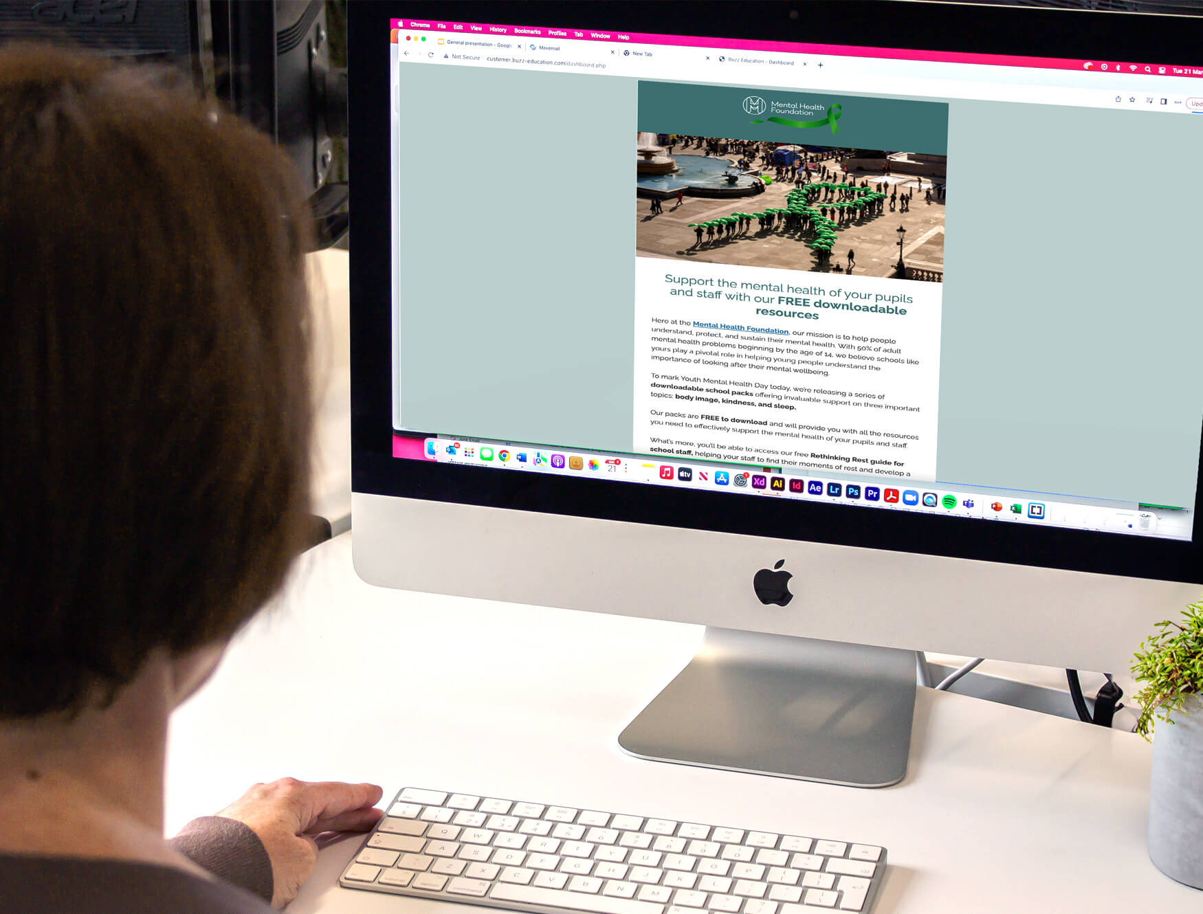 Marketing Emails for Teachers | 8 tips to boost engagement rates